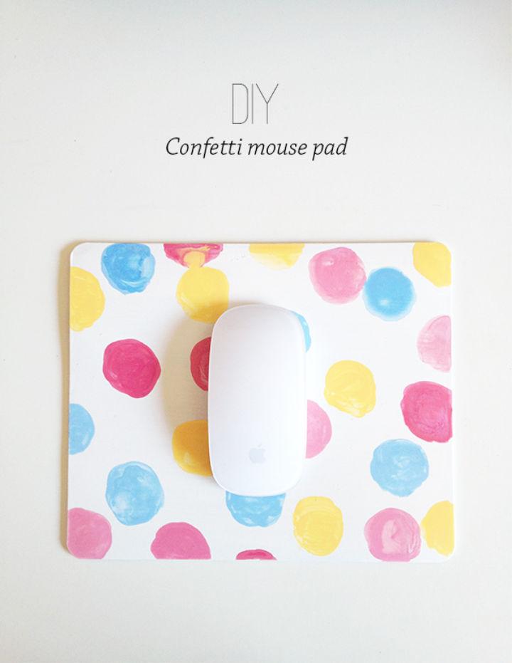 25 Easy To Make DIY Mouse Pad Ideas • Its Overflowing