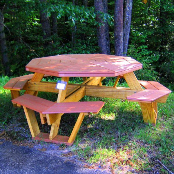 10 Free DIY Octagon Picnic Table Plans