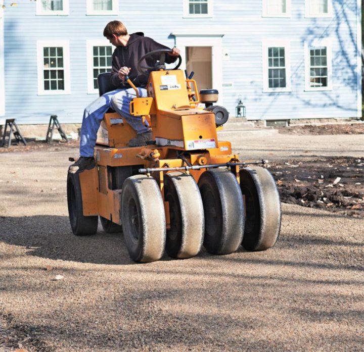 15 Cheap DIY Driveway Ideas (Build a Driveway)