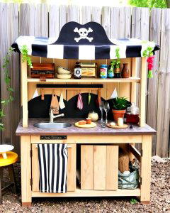 20 Mud Kitchen Ideas for Outdoor Fun with Kids